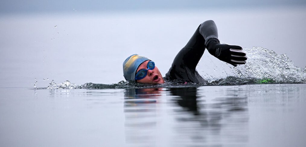 4 Tips For Overcoming The Chill Of Cold Water Swimming